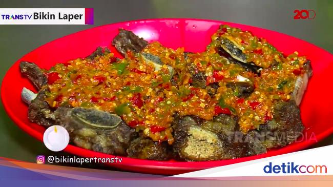 Bikin Laper! Iga Penyet dan Soto Betawi yang Endol Banget