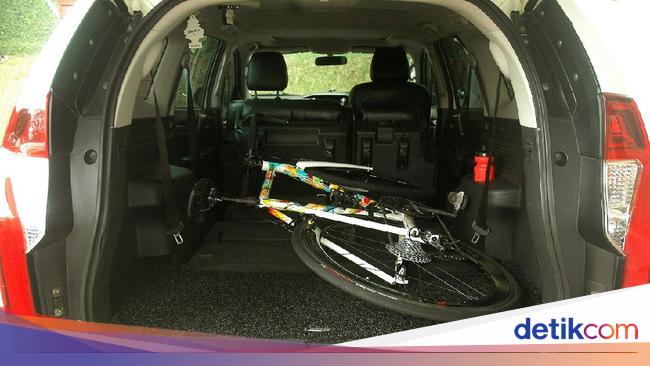 Bawa Sepeda Pakai Mobil: Masuk Kabin atau Pakai Bike Rack, Mana yang ...