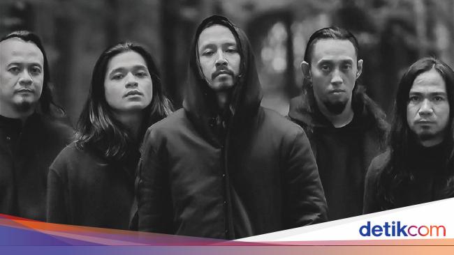 Ditanya Derry Sulaiman soal Salat, Agung Burgerkill: Alhamdulillah