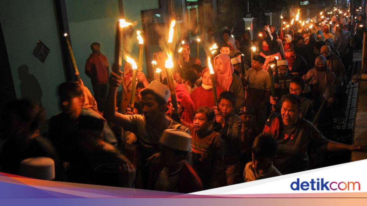 Mengenal Tradisi Pawai Obor 1 Muharram, Ini Maknanya