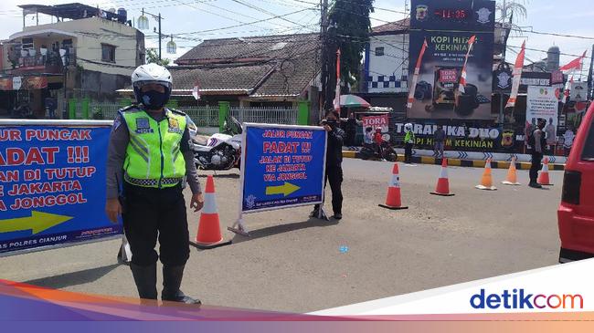 Jalur Puncak Padat, Akses dari Cianjur-Puncak Ditutup Mulai Sabtu Siang Jalur Puncak Padat, Akses dari Cianjur-Puncak Ditutup Mulai Sabtu Siang