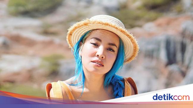 Perkenalan Marischka Prudence dengan Diving: Tuntutan Kerjaan