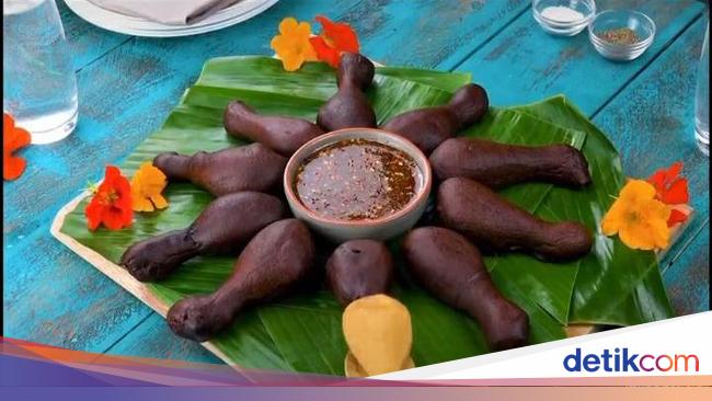 Ayam Goreng Lapis Cokelat Viral di TikTok, Gimana Ya Rasanya?