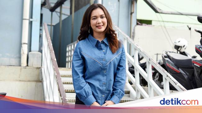 Kabar Duka, Ayah Dea Annisa Meninggal Dunia