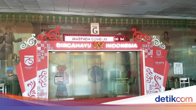 Mulai Ditutup Hari Ini, Gedung Blok G Balai Kota DKI Disemprot Disinfektan Mulai Ditutup Hari Ini, Gedung Blok G Balai Kota DKI Disemprot Disinfektan