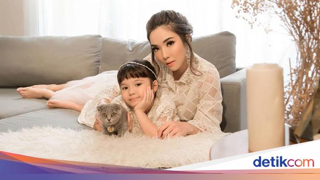 Gisel Isolasi Mandiri, Gempita: Ma Jangan Sampai Kena Corona Ya