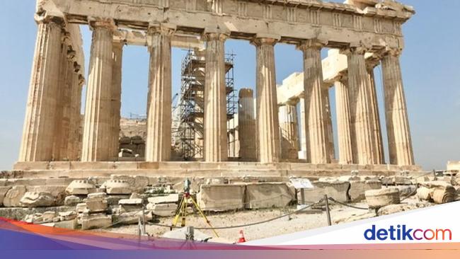 Potret Kota Athena yang Melegenda