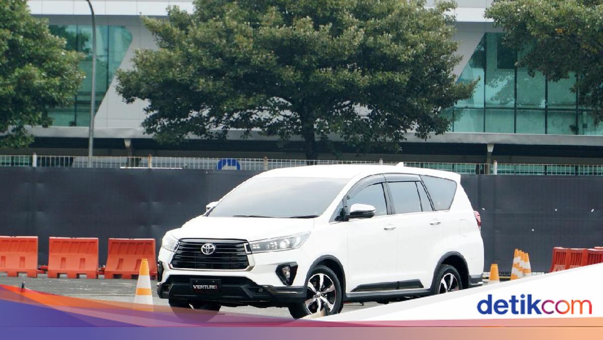 Pantas Masih Jadi Primadona, Ini Spesifikasi Innova Diesel Matic