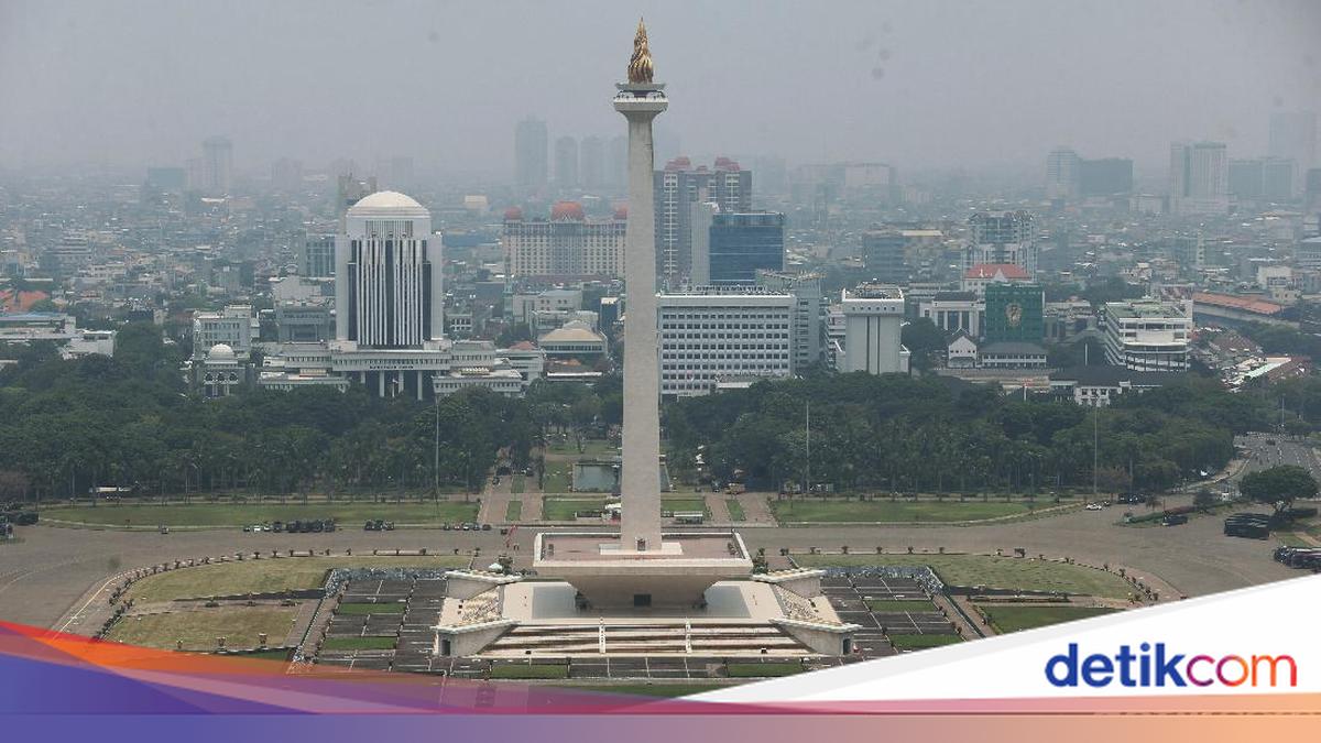 Monumen Nasional dan Ciri Khas Ikon Jakarta Setinggi 132 Meter