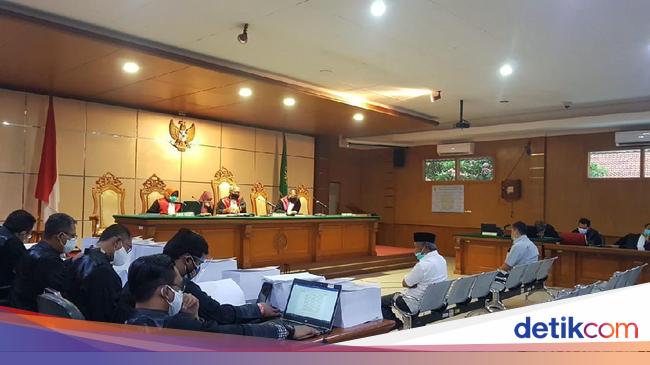 Habis Masa Penahanan, Satu Terdakwa Korupsi RTH Bandung Dibebaskan