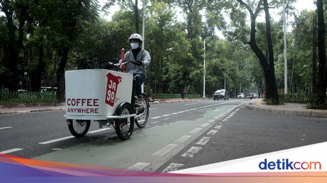 Inspiratif! Pemuda Ini Raup Cuan Lewat Warung Kopi Keliling Inspiratif! Pemuda Ini Raup Cuan Lewat Warung Kopi Keliling