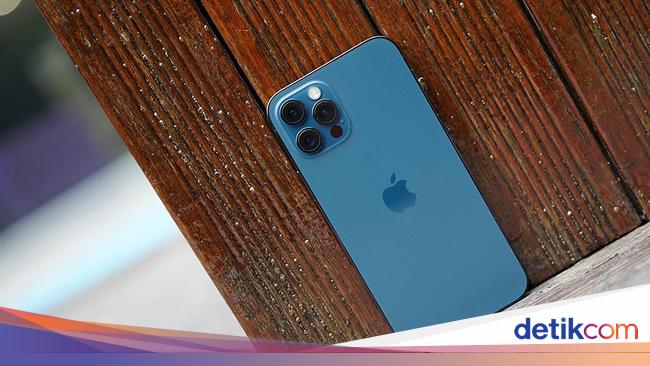 iPhone 12 Pro Pacific Blue Tampil Mewah Harga Rp 15 Juta