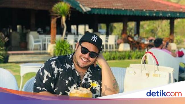 Profil Ivan Gunawan, Karier Hingga Kisah Asmara