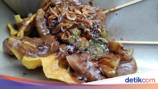 Modal Rp 50 Ribu Bisa Jajan Kenyang di Jalan Suryakencana