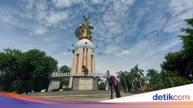 Asal-usul Monumen Jayandaru yang Jadi Ikon Sidoarjo