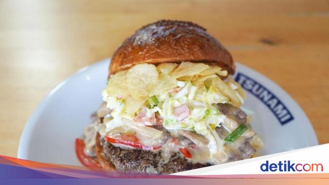Restoran di Jepang Ini Bikin Burger Bertema Joe Biden yang Hits