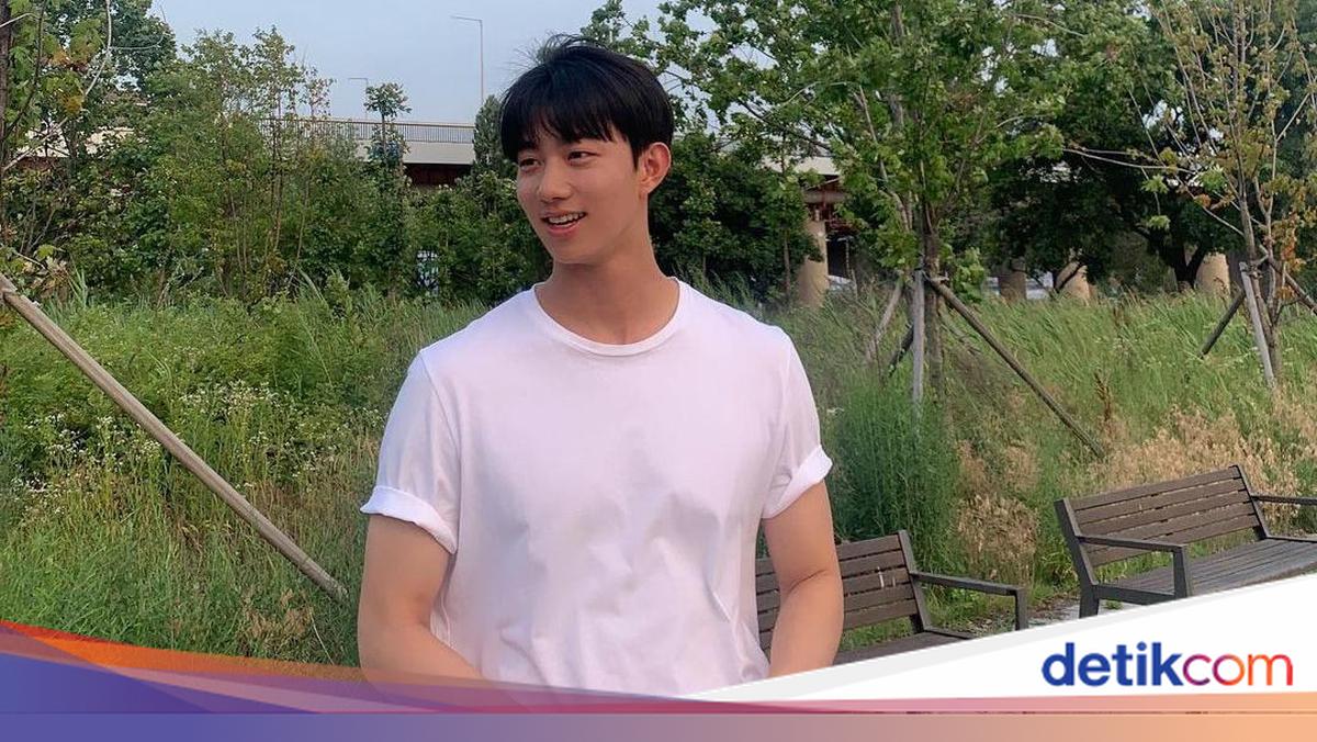 Potret Ki Do Hoon, Aktor Korea Ganteng yang Jadi Model Video Klip Rossa