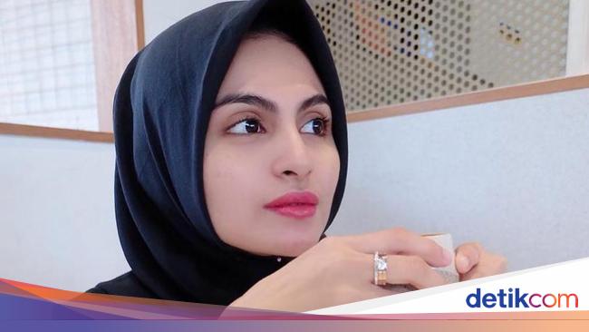 Resmi Cerai, Asha Shara Minta Rp 6 Juta Perbulan Resmi Cerai, Asha Shara Minta Rp 6 Juta Perbulan