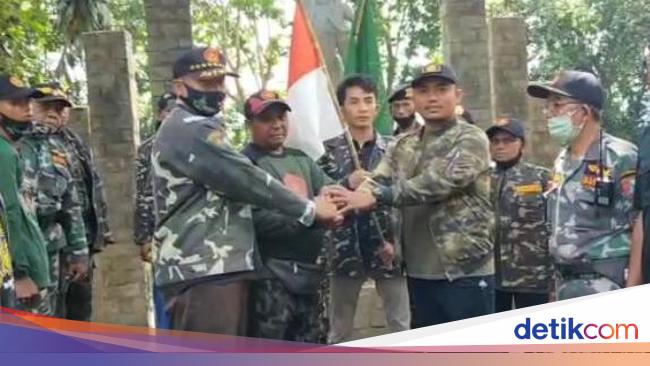 Kenang Perjuangan Kiai, Banser Asal Madiun Jalan Kaki Hingga ke Banyuwangi