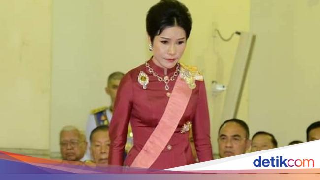 Foto: Sosok Selir Raja Thailand yang Foto Pribadinya Tersebar