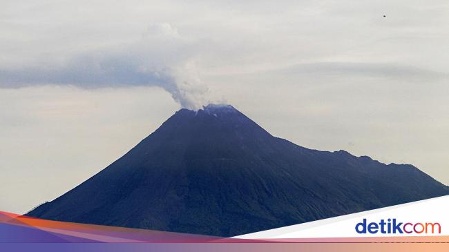 BPPTKG Ungkap Terjadi Pembentukan Rekahan di Kawah Gunung Merapi