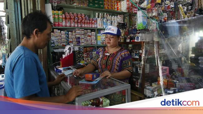 Pedagang Kelontong Nyambi Jadi Agen BRILink di Perbatasan Aruk Pedagang Kelontong Nyambi Jadi Agen BRILink di Perbatasan Aruk