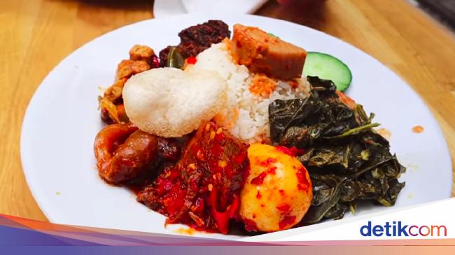 Waroeng Padang Lapek, Tempat Cicip Nasi Padang Autentik di Den Haag