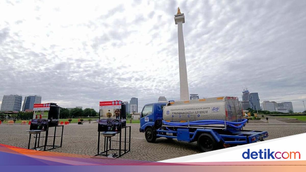 September: Negara yang Lockdown Indonesia, Jalur Sepeda Gadis Desa