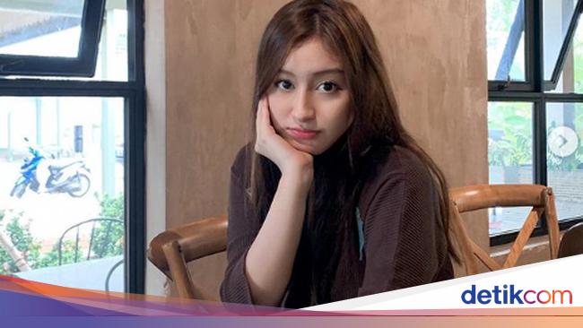 Jeha Anais, Gamer Cantik Mantan Luxxy BTR yang Bikin Heboh