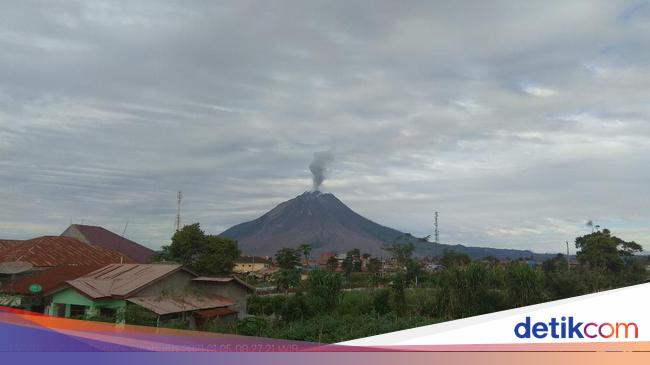 Gunung Sinabung Erupsi Pagi Ini, Kolom Abu Capai 800 Meter