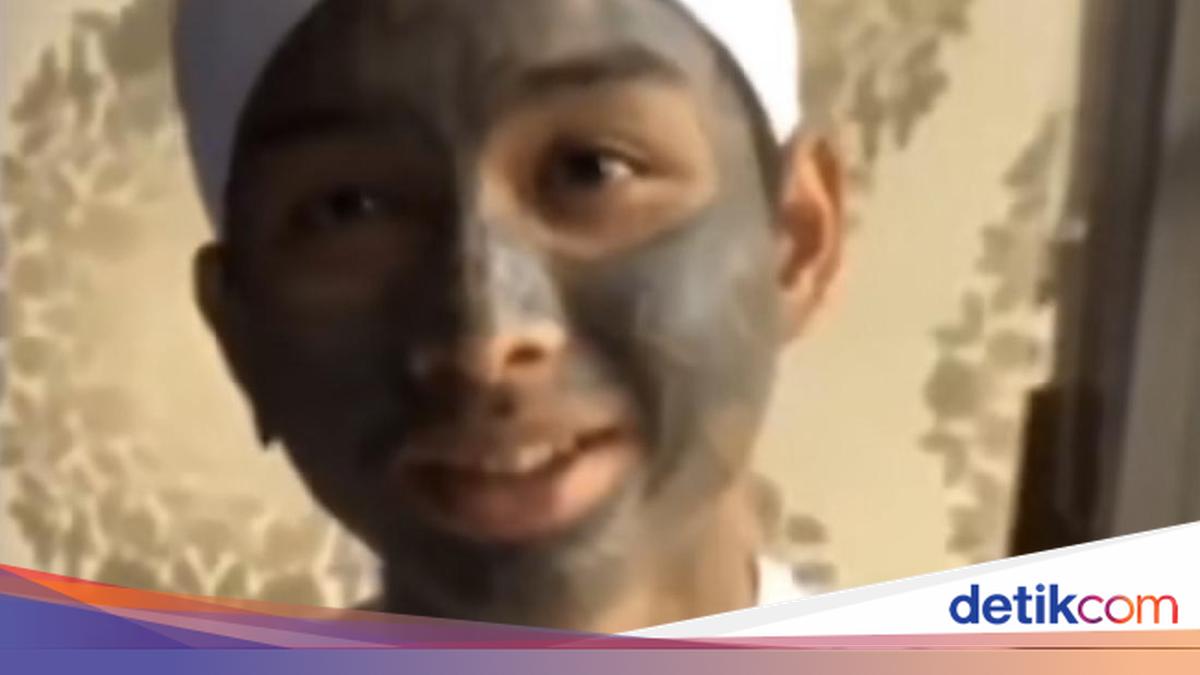 Viral Kisah Pria yang Tato Seluruh Wajahnya Kini Tobat Jadi Muazin Masjid