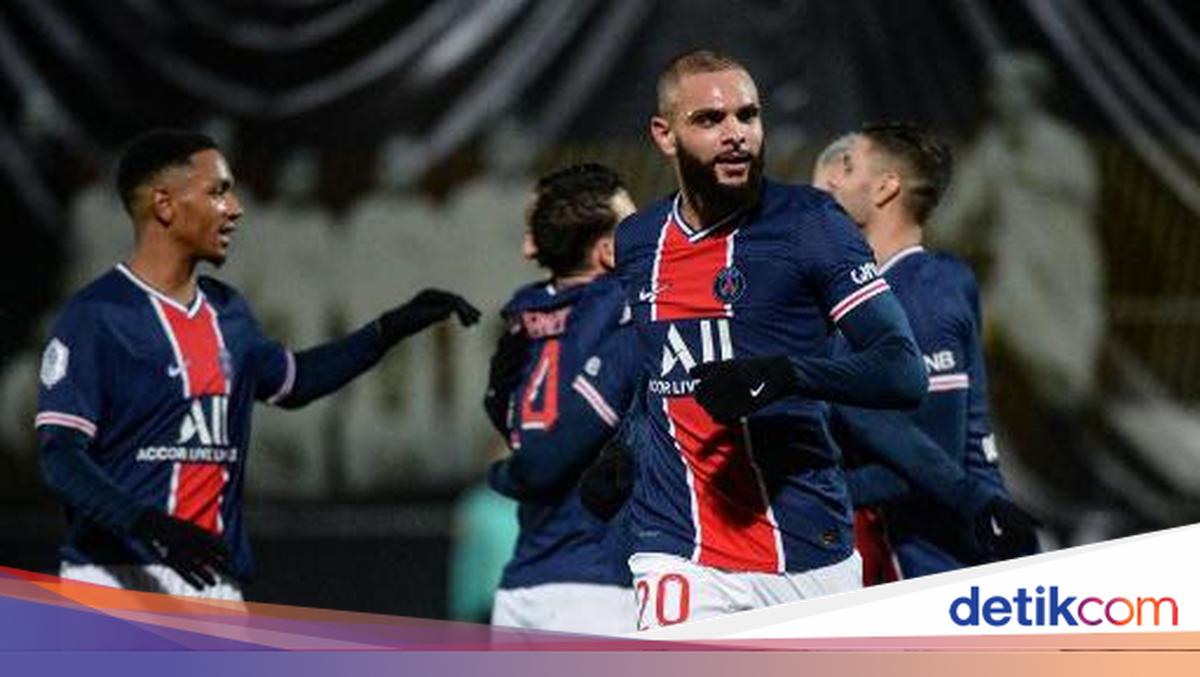 Eks Bek PSG Gabung ke Klub Super League