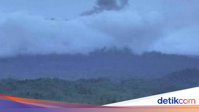 Erupsi Gunung Raung dan Jalur Pendakian yang Ditutup