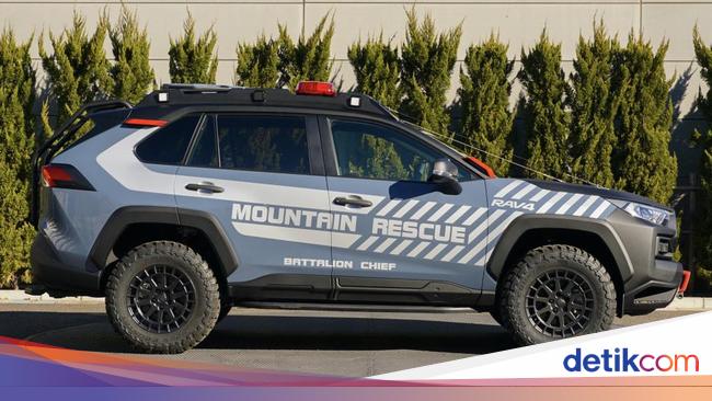 Potret Toyota RAV4 yang Disulap Jadi 'Mobil Gunung'