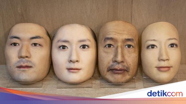 Di Jepang Ada Toko yang Jual Topeng Mirip Wajah Manusia