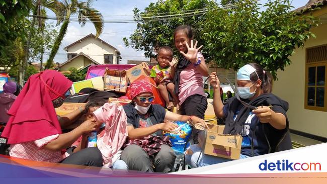Ratusan Pengungsi Gunung Merapi di Magelang Pulang Ratusan Pengungsi Gunung Merapi di Magelang Pulang