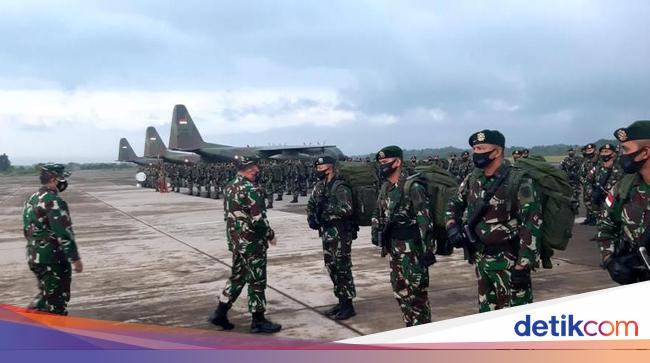 Yonif Para Raider 501 Kostrad Terbang ke Intan Jaya, Bikin Merinding KKB