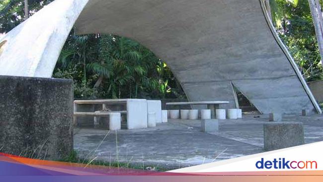 Monumen Perang Dunia Ii Saksi Sejarah Berdarah