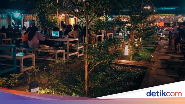 Bersantai di Kokambar Kopi Kampung Ambarukmo