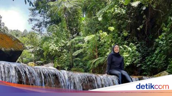 Curug Lembah Tepus yang Eksotis di Bogor