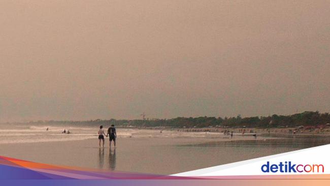 Duh! Ditipu Supir Bemo di Bali