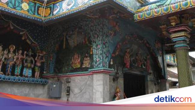 Eksotisnya Kuil Shri Mariamman di Kota Medan