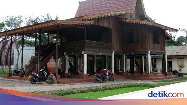 Rumah Adat Suku Banjar Kalimantan Ada Juga di Sumut