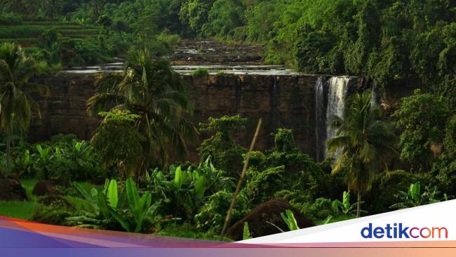 Satu Lagi yang Cantik di Geopark Ciletuh, Curug Awang