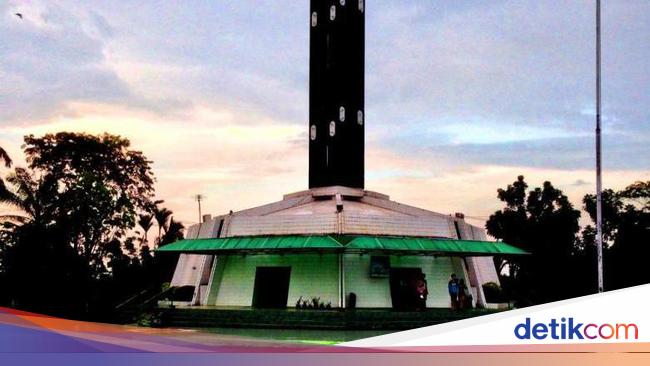 Tugu Khatulistiwa, Ikon Utama Pontianak