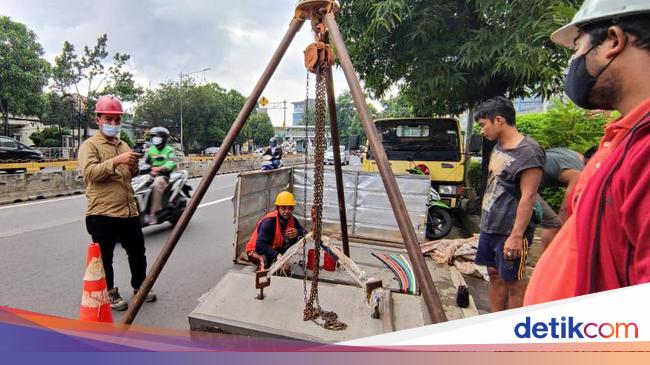 Bila Galian Mampang Kelar, Kabel Listrik di Tiang Pun Akan Masuk ke Tanah