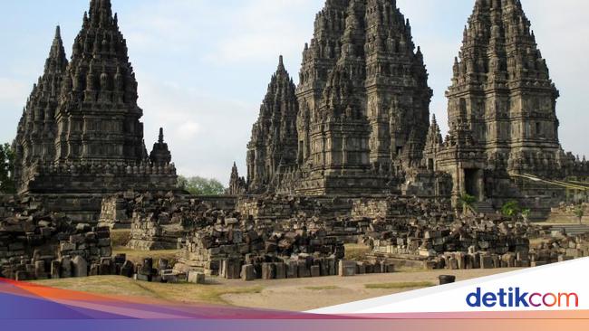 Potret Kompleks Candi Hindu Terbesar di Indonesia