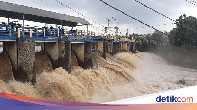 Hujan Seharian, Bendung Rentang Jatitujuh Majalengka Berstatus Siaga