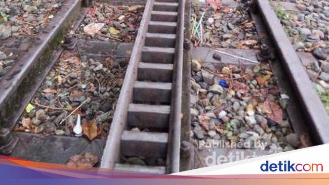 Menunggu Rel Kereta Bergerigi Lembah Anai Diaktifkan Kembali