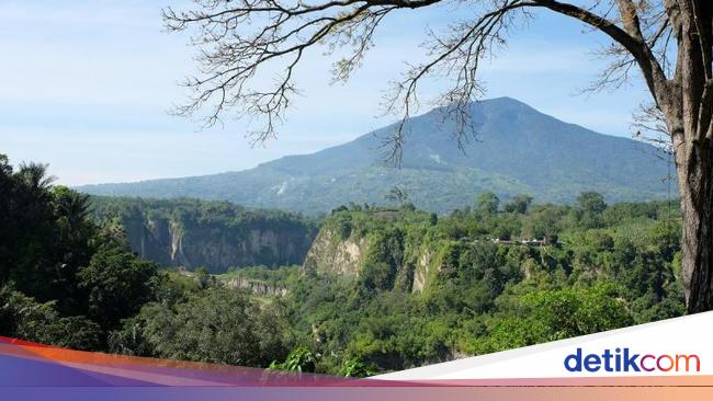 Taman Panorama Bukittinggi, Cantiknya Nyata!